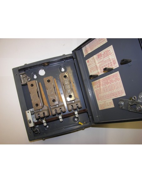 MEM 30KXTN TP and N 30amp 3Phase Rewirable Switch Fuse
